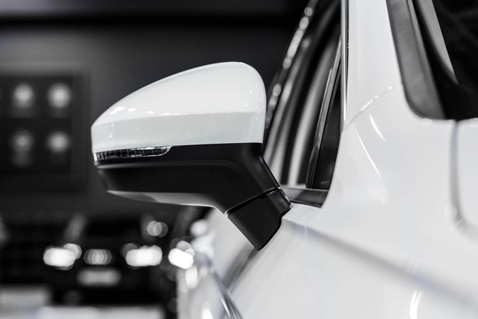 Melbourne – Car Mirror Repairs from $135 — We Come to You